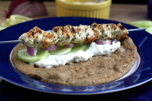 CHICKEN SOUVLAKI WITH TZATZIKI SAUCE | cait's plate