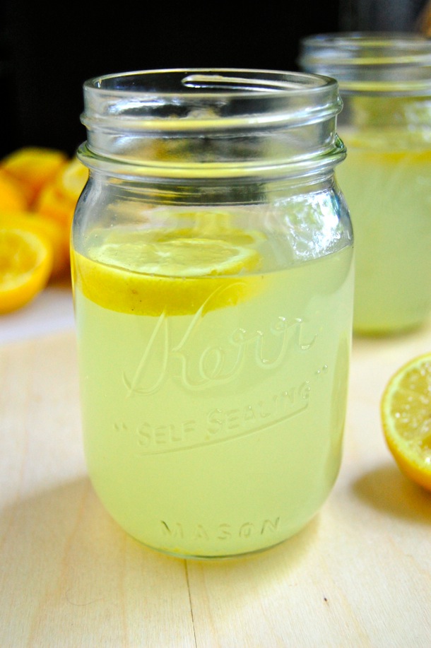 Fresh Summertime Lemonade | cait's plate