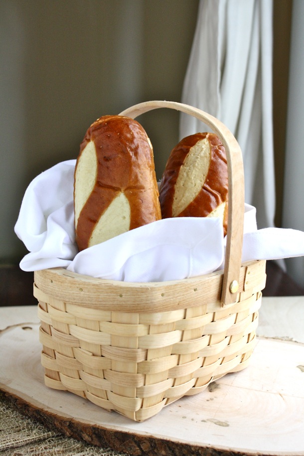 MINI BACON & CHEESE PRETZEL BREAD PANINIS | cait's plate