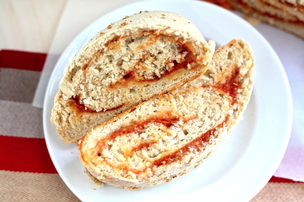 PEPPERONI GARLIC BUTTER PIZZA BREAD | cait's plate